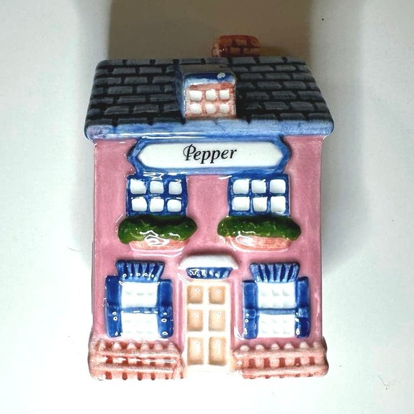 Avon | Kitchen | Vintage Avon Cottage Collection Houses Spice Pepper ...